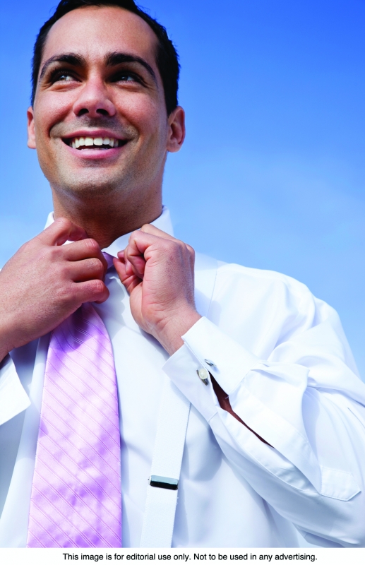 Sizing up your necktie | Editorial Service | MetroCreativeConnection